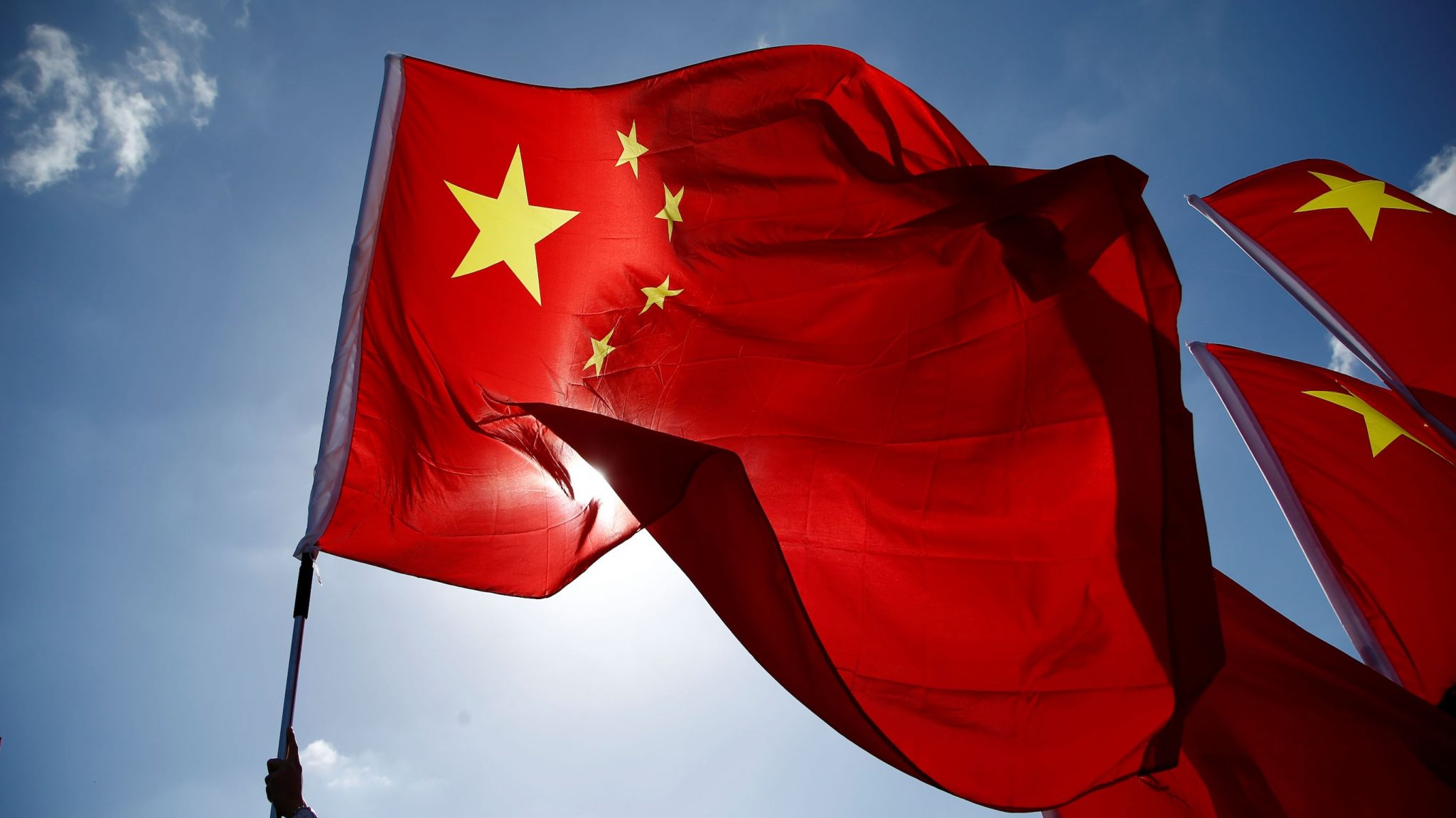 Drapeau de la république populaire de Chine (中华人民共和国国旗) - Ecole du lion ...